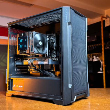 PCB All Red Gaming PC | AMD 9070 XT & 7800X3D - PCB Store